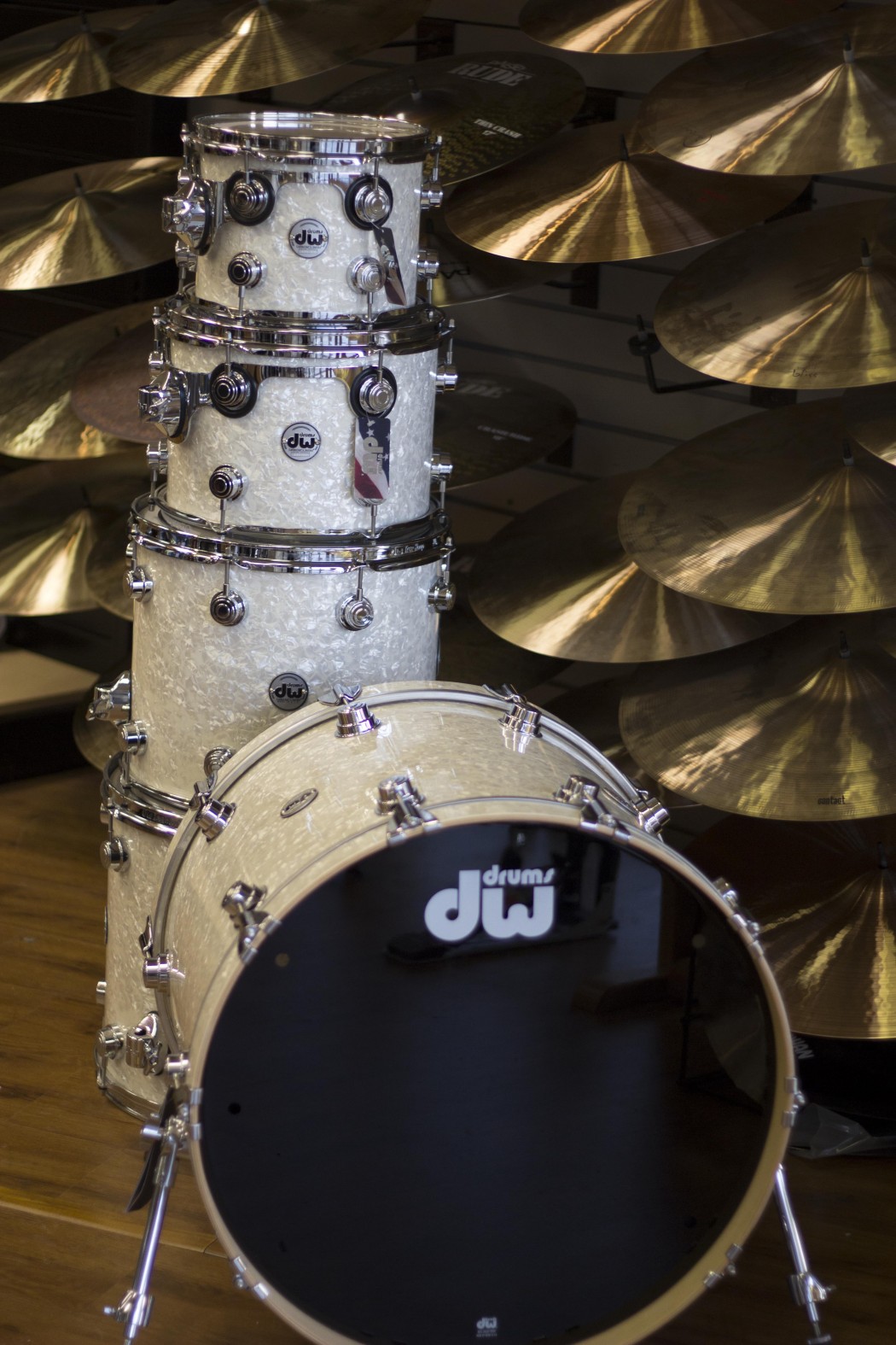 DW Collector's Series Shell Pack in Ultra White Marine